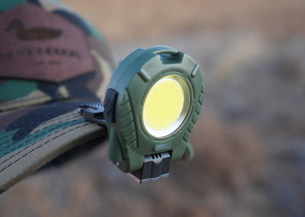 HAT LIGHT - Clips on Hat - 500 Lumens - Magnet - Adjustable - 4 Light ...